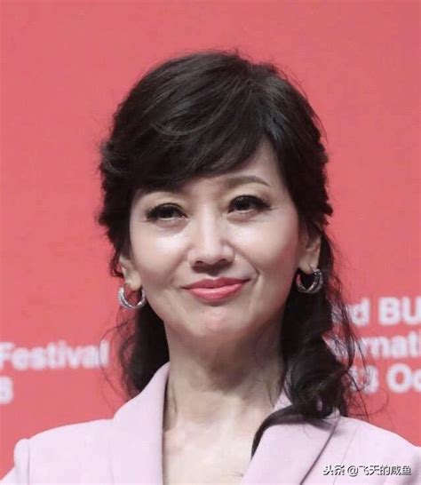真正的「凍齡女神」！趙雅芝和劉曉慶在她面前都會遜色 每日頭條
