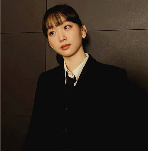 시청자들이 열광중인 역대 교사역 배우중 가장 예쁘다 찬사받는 배우