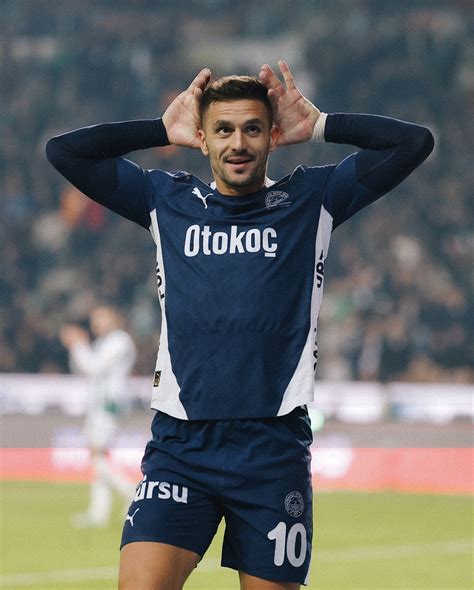 Dušan Tadić Merhaba Büyük Fenerbahçe Taraftarı 💛💙 Instagram