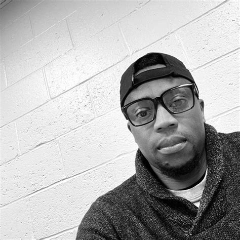 About Tawanda S Mutusva Medium