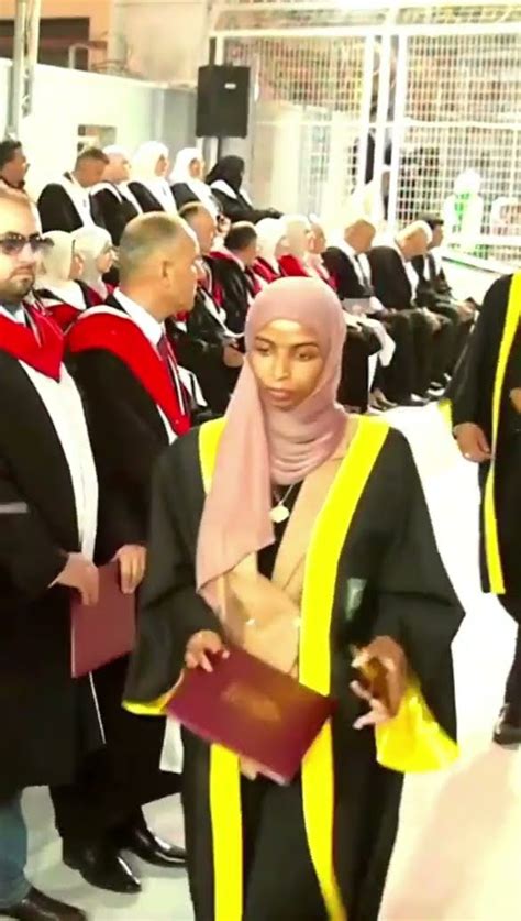 الحمد لله تم تخريجي من جامعة البلقاء التطبيقية كلية السلط بتخصص تخذير