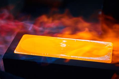 Gold Price Surpasses 2500 For First Time Ever Gulf Insider Gulf