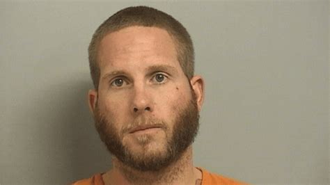 Dramatic Owasso Pd Body Cam Video Shows Chase Through Quarry Arrest