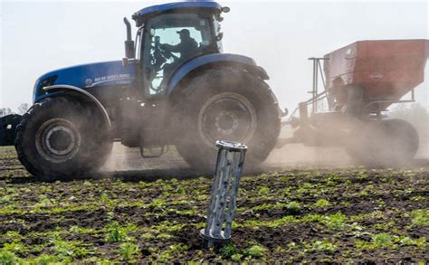 Аграрії вже використовують понад 150 тисяч га розмінованих земель Решетилівщина Ua