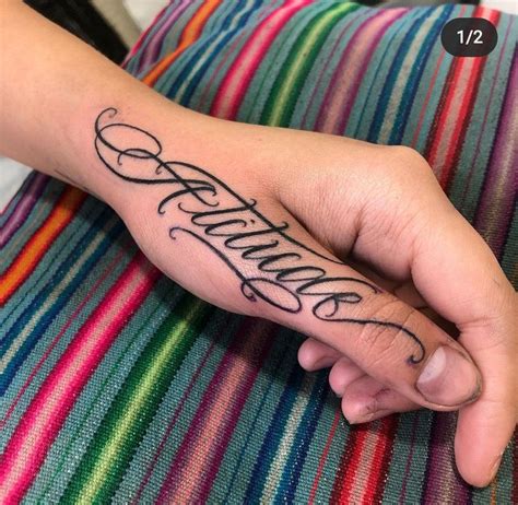 Pin De Francesca Em Lettering Tatuagem Na Mão Melhores Tatuagens