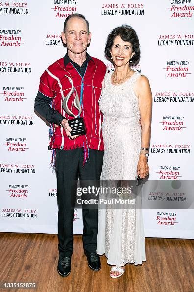 Humanitarian Awardee David Eubank And Diane Foley Mother Of The