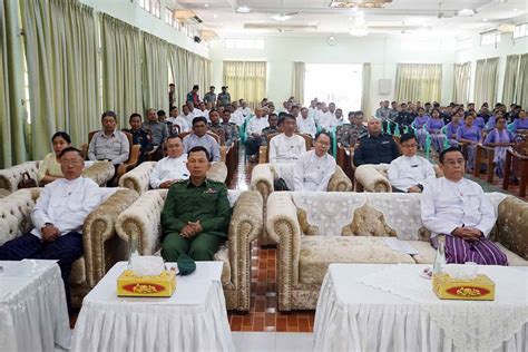 တနင်္သာရီတိုင်းဒေသကြီးဝန်ကြီးချုပ် ဦးမြတ်ကို ရဲမှုထမ်းဟောင်းအဖွဲ့ဝင်များအား ထောက်ပံ့ပေးအပ်ပွဲ