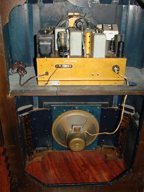Zenith Model 9s367 Tube Radio From 1939 Sold — Stans Antique Radios