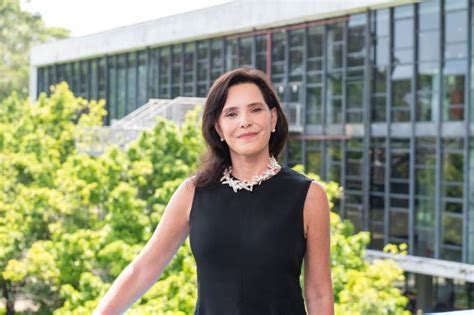 Quem é Andrea Pinheiro Nova Presidente Da Bienal De São Paulo Veja SÃo Paulo