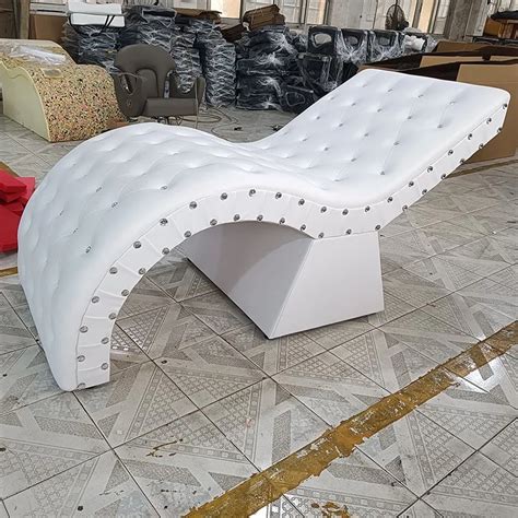 Wholesale Cheap White Beauty Salon Curve Facial Lash Bed Modern Luxury