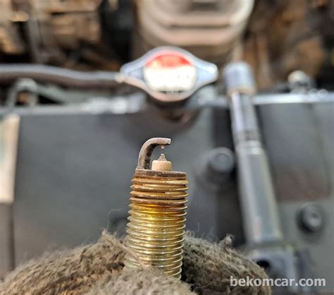 혼다 어코드 24 점화코일 과 점화플러그 4개 상태가 좋다 혼다 어코드 24 점화코일 과 점화플러그 4개 상태가 좋다