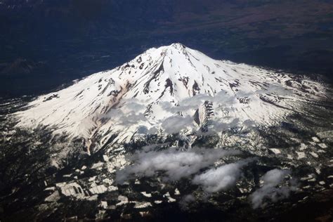 Mount Shasta In California 2025 Roveme