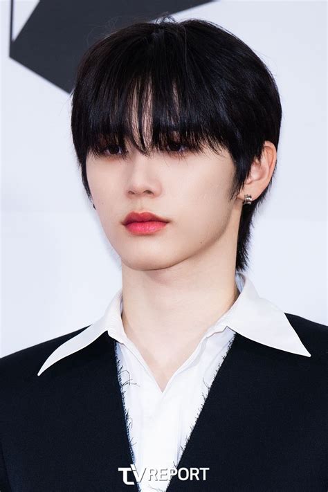 [t포토] 태산 가려도 잘생김