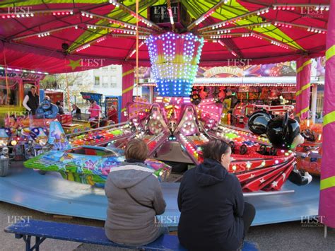 Edition De Bar Le Duc La Fête Foraine Est Ouverte à Bar Le Duc