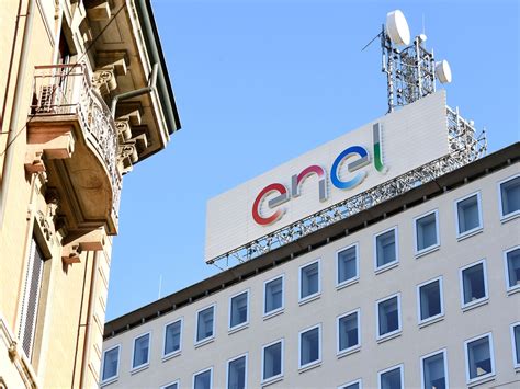 Social Enel Lanza Una OPA Parcial De 1 200 Millones Por Hasta El 10