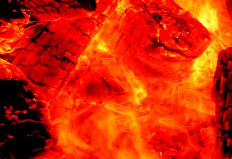 Sfondo Minimalista Fuoco Fiamme Astratti 🔥 Migliori Sfondi Gratis