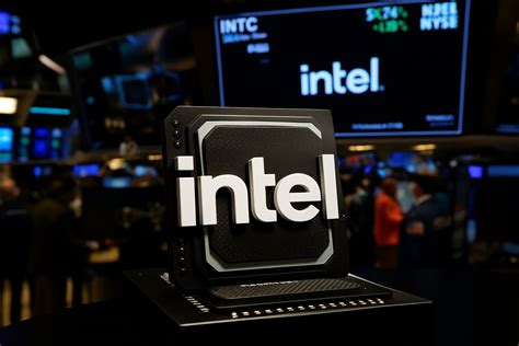 Intel Stock Price Forecast Intc Surge By 8 9b U S Stake 7 8b Expansion Plan And Nvidia