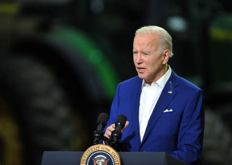 Prezydent Biden Zatwierdziłem nowy pakiet pomocy wojskowej dla Ukrainy wiadomosci