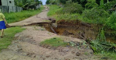 G1 Internauta Reclama De Cratera E Falta De Infraestrutura Em Rua De