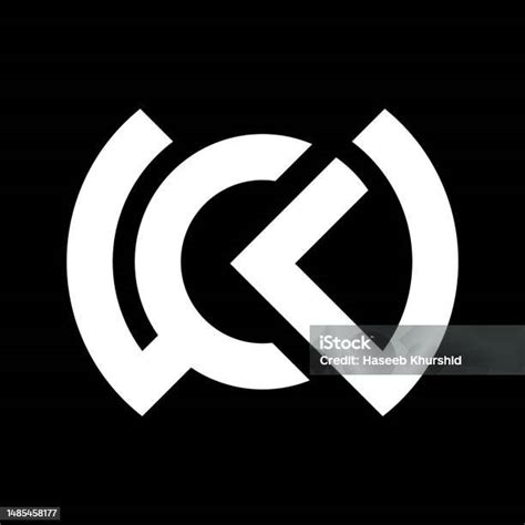 최소한의 Wc 로고 고급 배경에 Cw 편지의 아이콘입니다 Cw 모노그램 이니셜을 기반으로 한 로고 아이디어 전문적인 다양한 문자 기호와 배경에 Wc 로고 0명에 대한 스톡