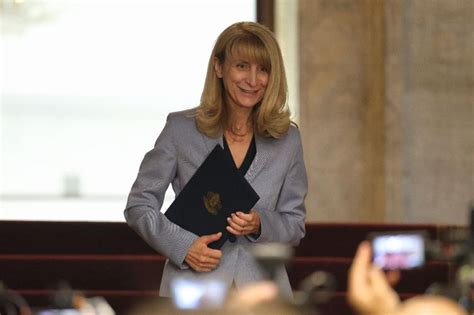 Горица Грънчарова Кожарева продължава разговорите за сформиране на нов служебен кабинет Flashnews