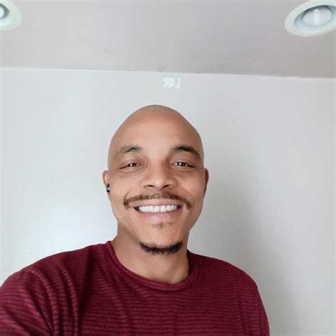 Roye Tone Instagram Tiktok Linktree