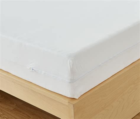 Zippered Polypropylene Mattress Encasements — Bargoose Home Textiles Inc