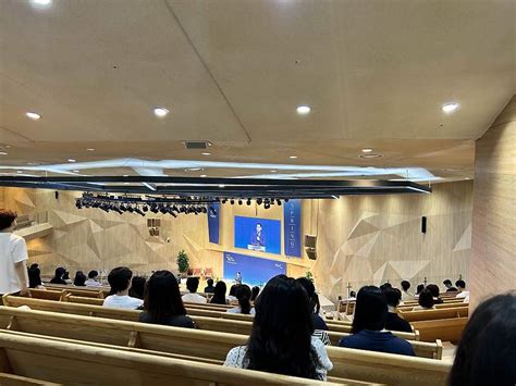 신촌 성결교회 서울 신촌 홍대 근처 성결교회의 예배 시간과 주차 정보입니다
