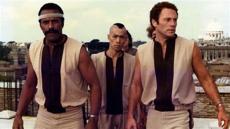 2072 les mercenaires du futur Télé 2 Semaines