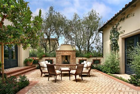 Courtyard House Stone Ideas For Both Interior And Exterior