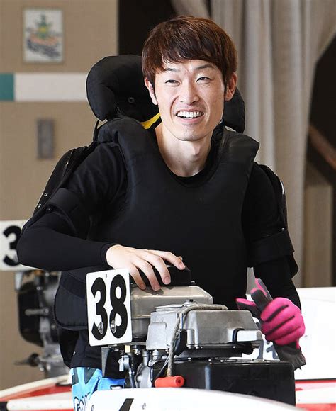 【徳山ボート・gⅠ徳山クラウン争奪戦】柳生泰二が白星発進 当地での実績抜群「行き足とか握り込みはすごくいい」 ライブドアニュース