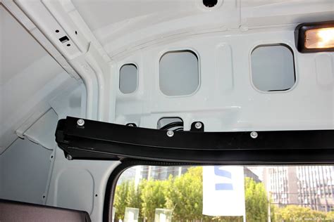 【图】依维柯 新daily 170马力 单排封闭厢式货车实拍图片315888卡车之家