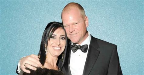 Is Mike Holmes Married Secrets Of His Personal Life Lee Daily