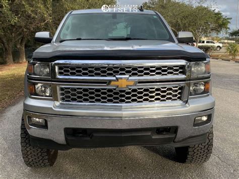 2015 Chevrolet Silverado 1500 With 20x10 25 XD Badlands And 35 12 5R20