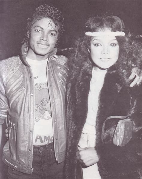 Michael And Older Sister Latoya Michael Jackson Photo 36579084