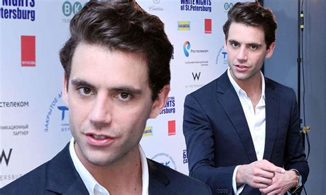 Im Gay Pop Star Mika Finally Confirms His Sexuality And Reveals New