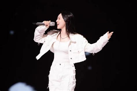 唐艺粉丝突破四千万 全新单曲熠熠的光震撼发布 知乎