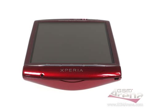 Sony Ericsson Xperia Neo pictures, official photos