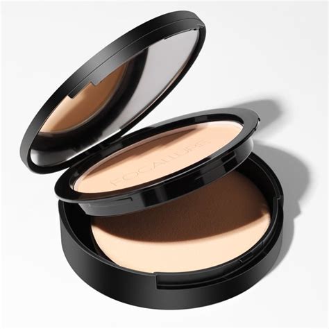 Focallure Face® Compact Pressed Powder 06 Nude