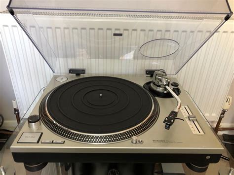 FS Technics SL1200 MK II Direct Drive Turntable