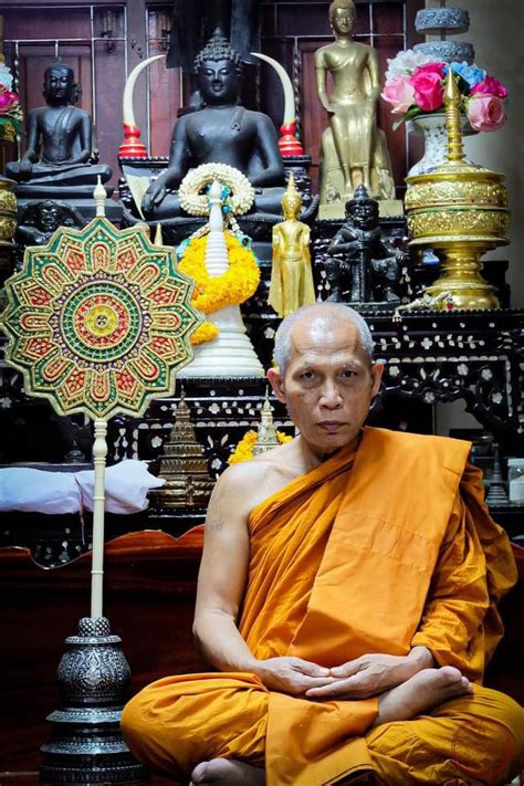 พ ร ะ ว ชิ ร รั ต น รั ง ษี พัดยศ สมณศักดิ์พระสงฆ์ไทย