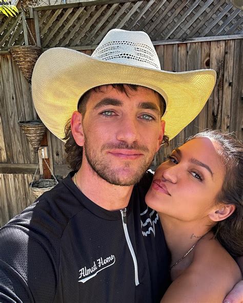 Cassie And Husband Alex Fines Relationship Timeline Us Weekly