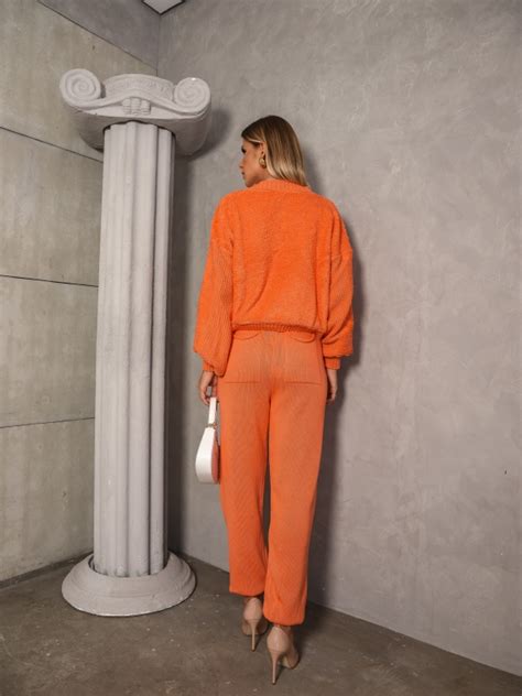 Conjunto Brigitte Laranja Natasha Tricot