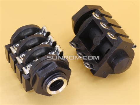 Headphone 635mm 14 3 Pin Stereo Audio Socket Panel Mount 7670