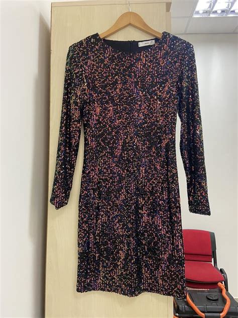 Коротка вечірня сукня з паєтками — ціна 225 грн у каталозі Короткі сукні Купити жіночі речі за