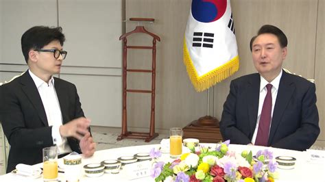 Y녹취록 尹에게 식사 제안 사뭇 달라진 한동훈의 행보 Ytn