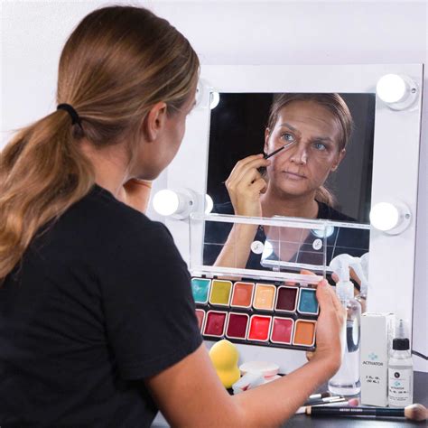 12 Color Complexion Alcohol Activated Palette Screamers Costumes