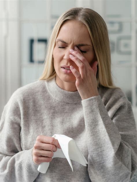 How Blinking Can Prevent Dry Eye Syndrome