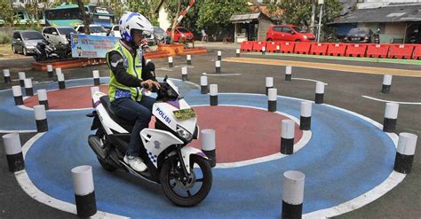 Korlantas Polri Akan Evaluasi Tes Praktik Sim Zig Zag And Angka 8