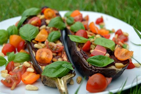 Aubergine Tomato And Basil Pizza Nest And Glow